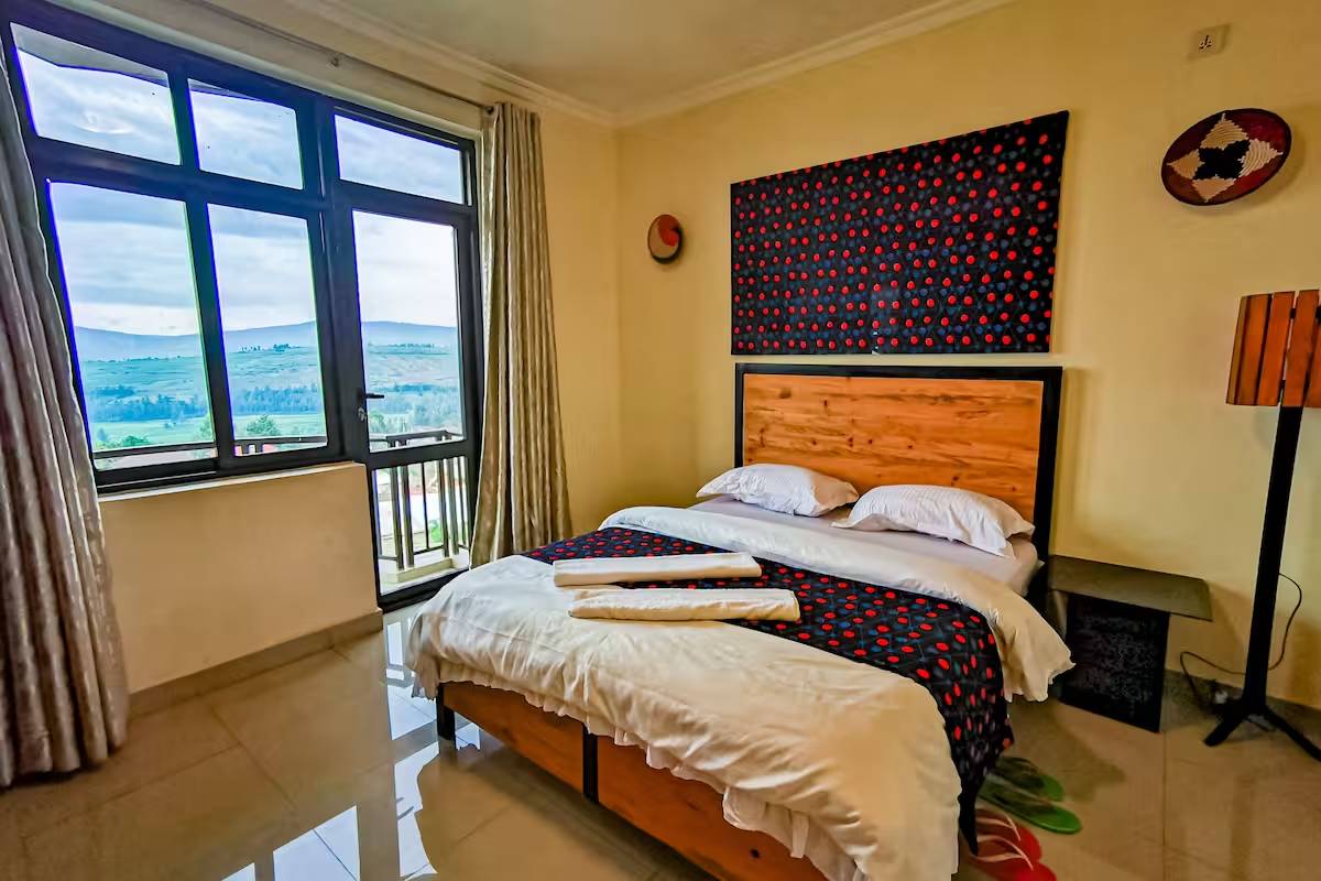Peponi Living Spaces Hotel - Budget gorilla trekking